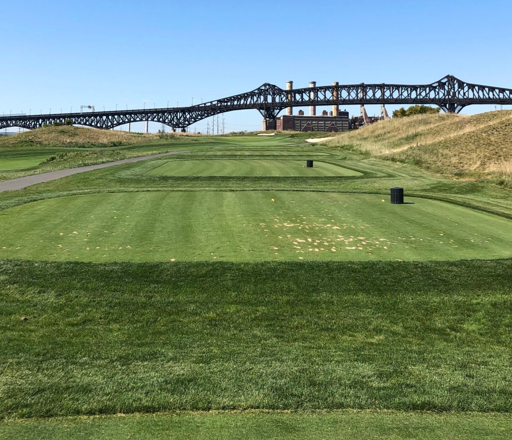 Review: Skyway Golf Course at Lincoln Park West – Worldgolfer's Golf ...