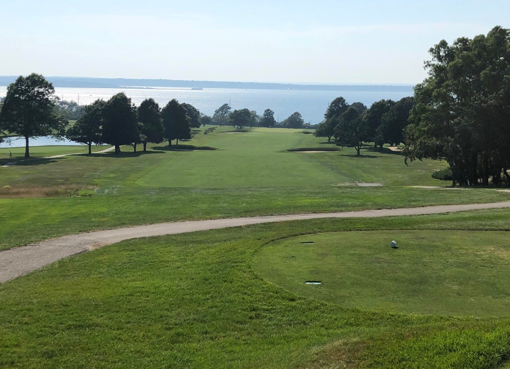 Review: Wanumetonomy Golf and Country Club – Worldgolfer's Golf Course ...